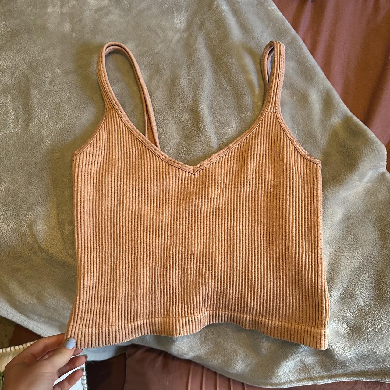 Small cropped tank, so cute and super soft - Depop