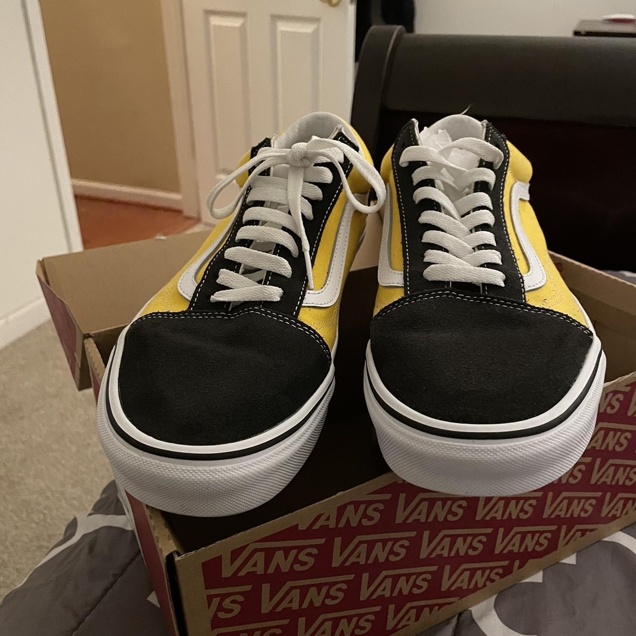 Old Skool - Utility Pop Raven/Freesia Vans - Depop