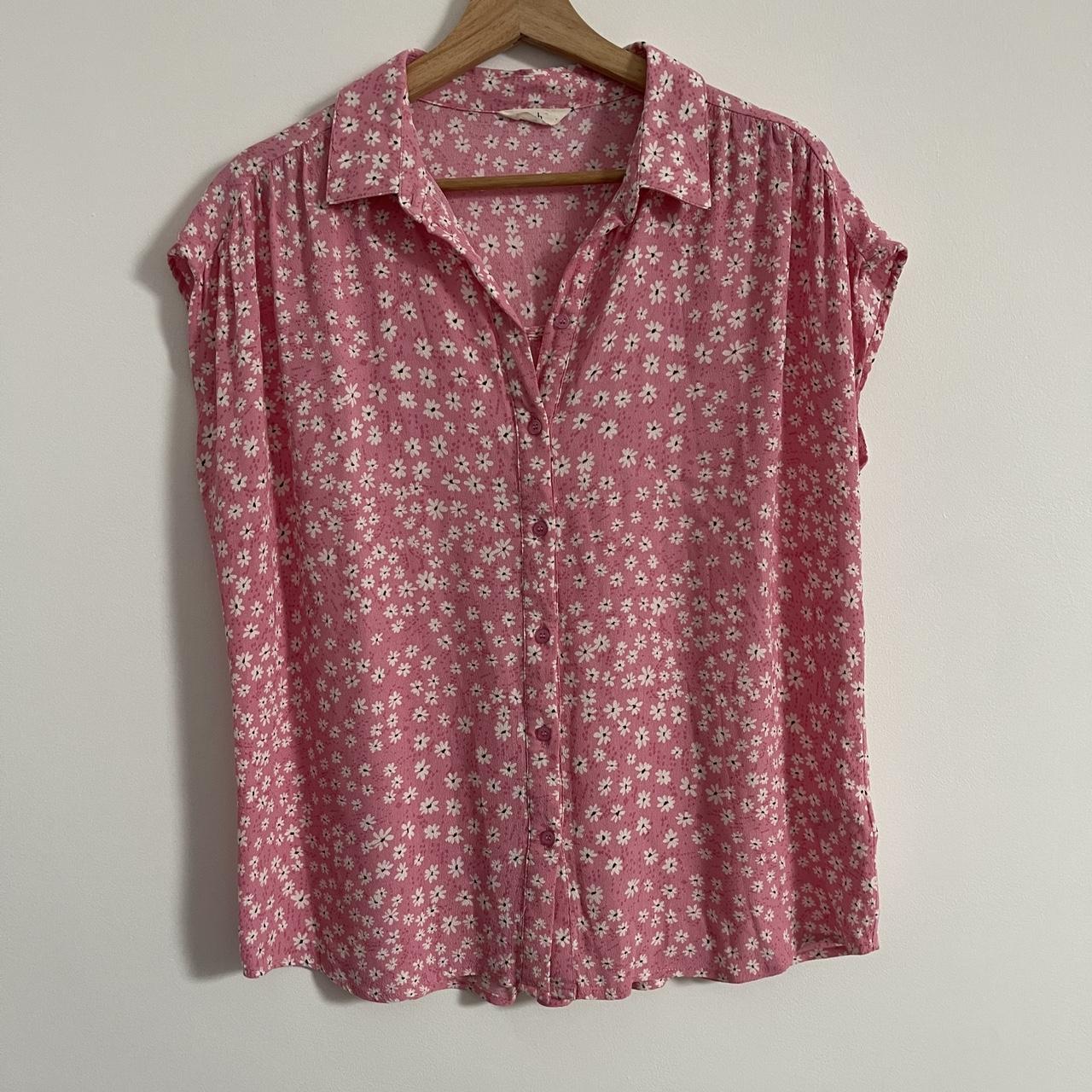 Hush pink floral cap sleeve blouse, summer, UK size 10 - Depop