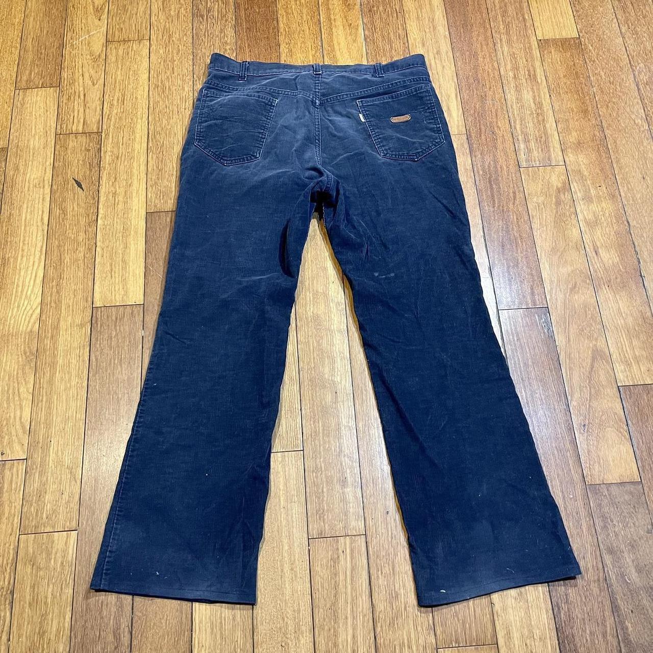 TRUE VINTAGE NAVY BLUE TALON ZIPPER MADE IN USA... | Depop