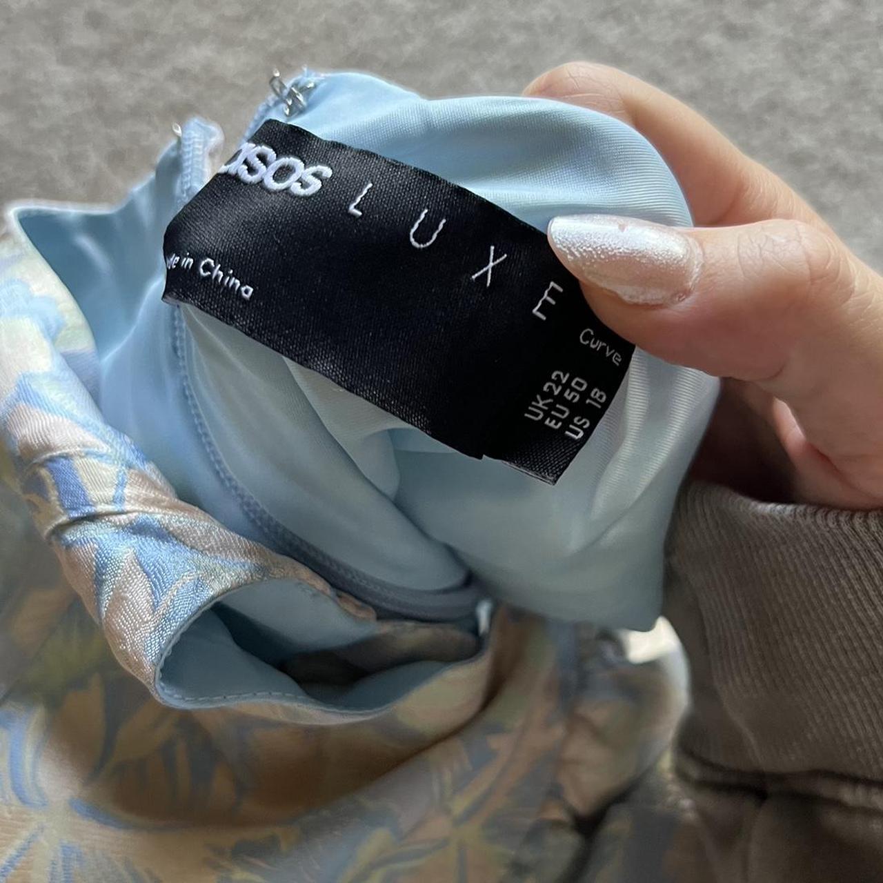 GORGEOUS ASOS luxe ruffle floral dress- super great... - Depop