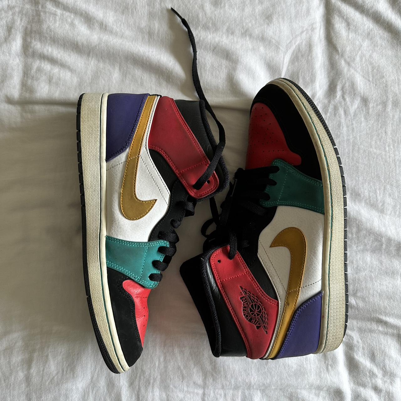 Jordan 1 mid multicolor size 10 in good... - Depop