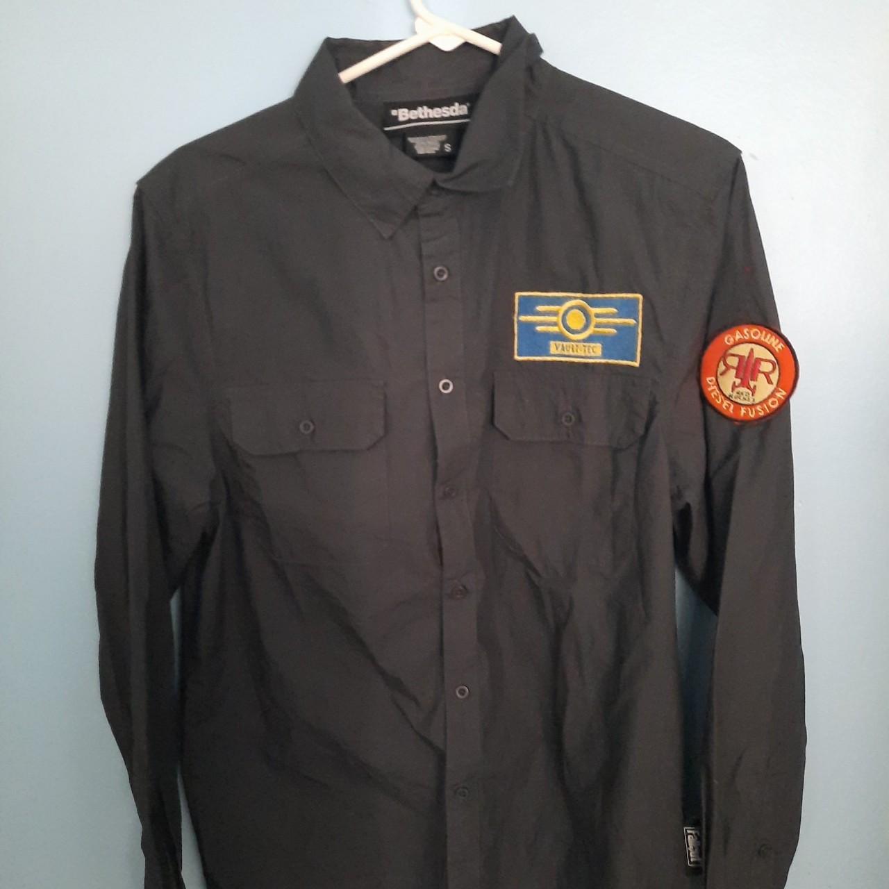 Bethesda Fallout 4 Shirt Adult S Gray With Patch... - Depop