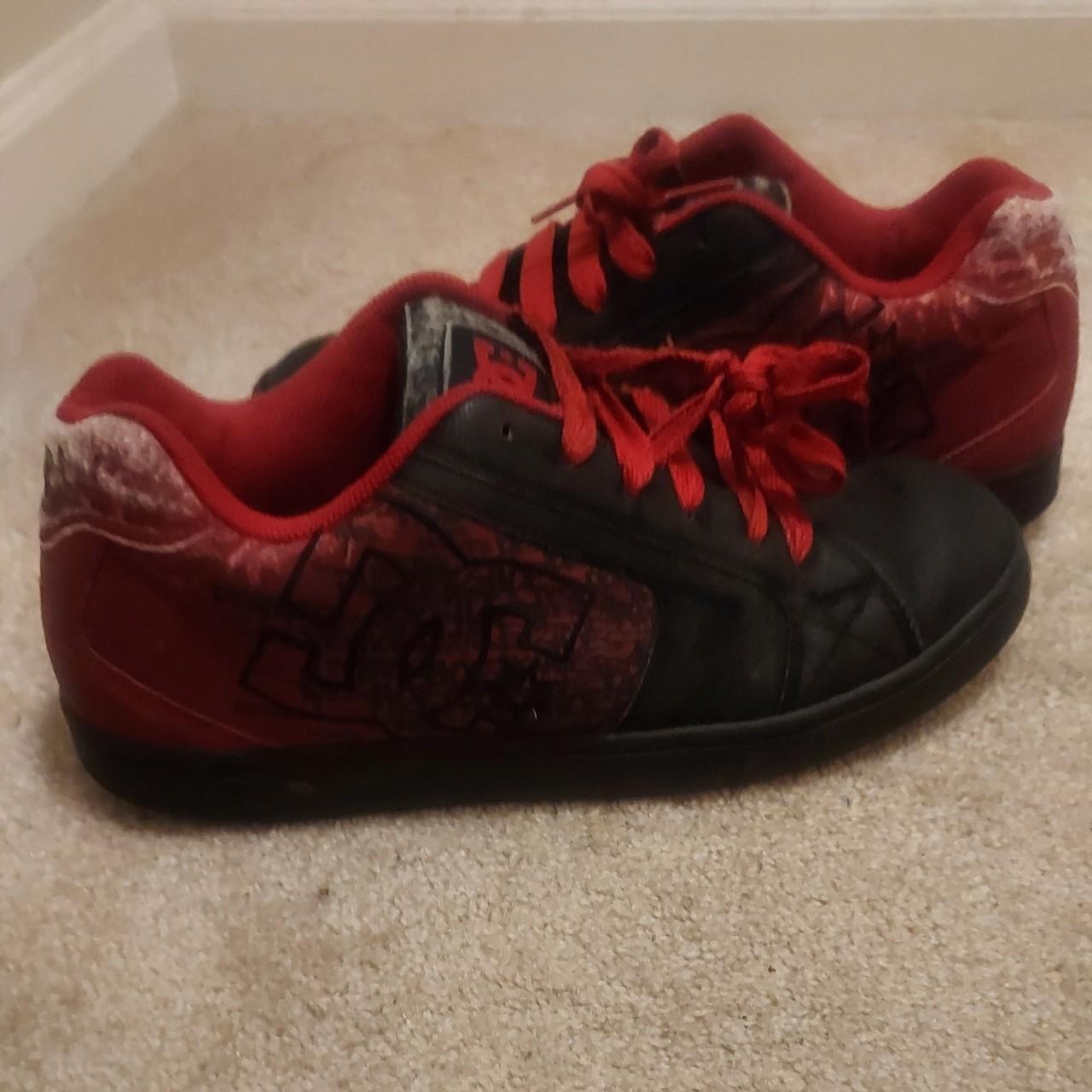 DC Skate Graffiti Shoes. Black with red detail. The... - Depop