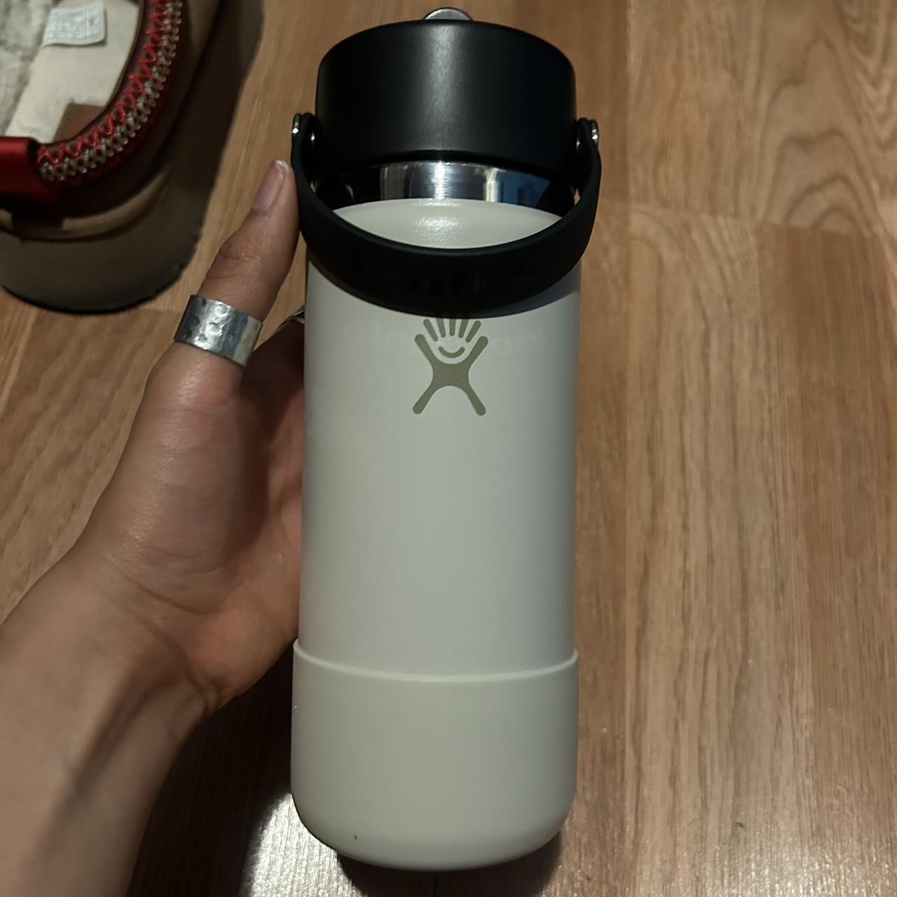 16oz cute hydro flask with silicone protecter, gray... - Depop