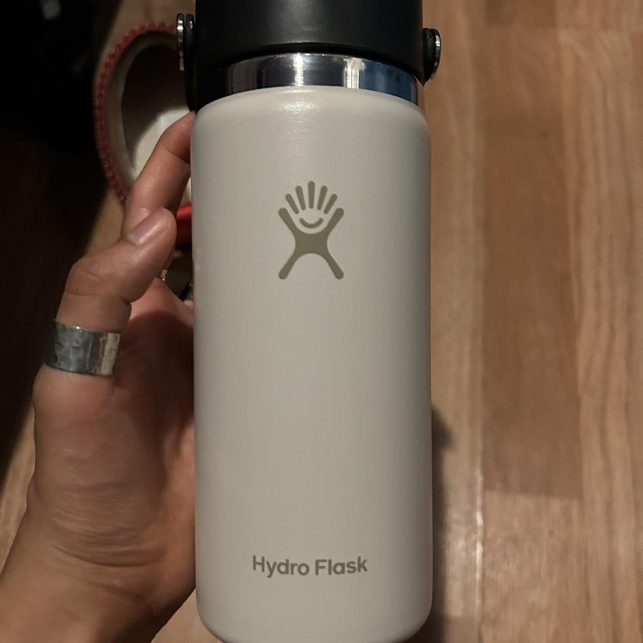 16oz cute hydro flask with silicone protecter, gray... - Depop