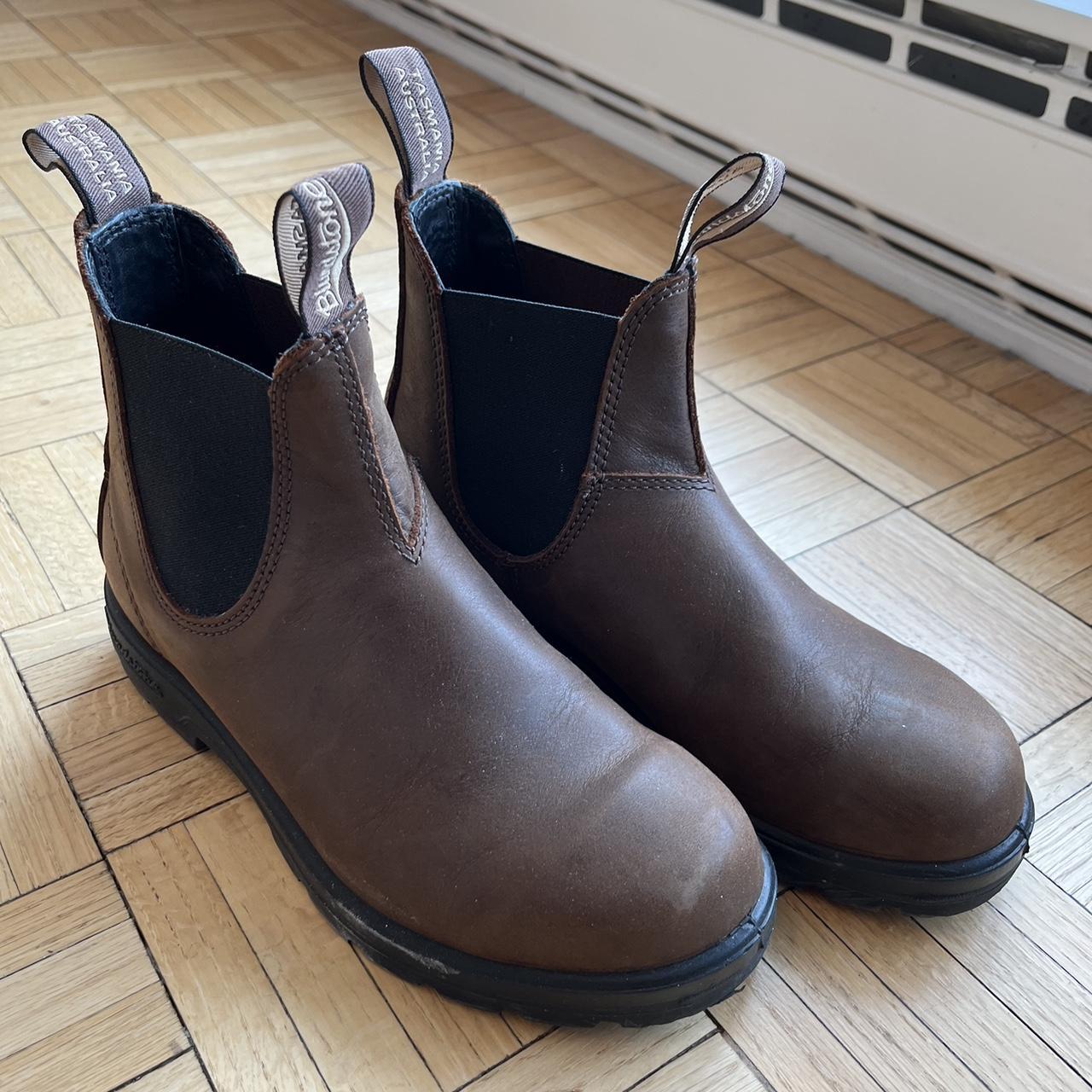 Blundstone 1609 Antique Leather Chelsea Boots -... - Depop