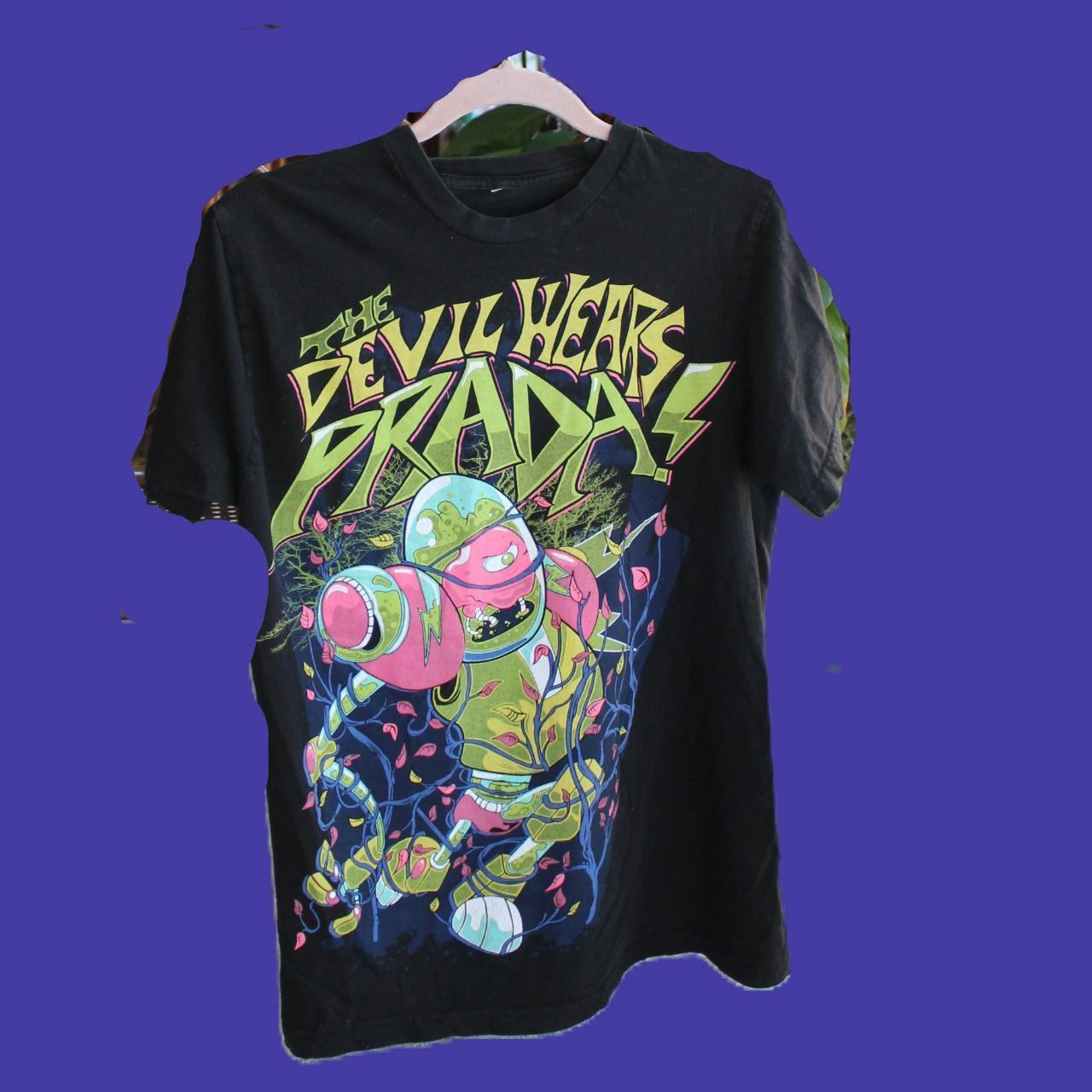 Hot Topic Band Tee Wall Early 00s Devil Wears Prada... - Depop