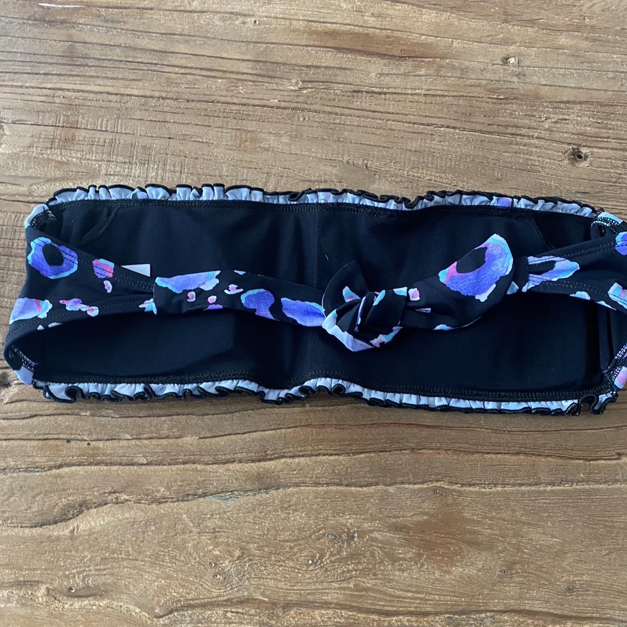 Salt & Cove swim suit top small - Depop