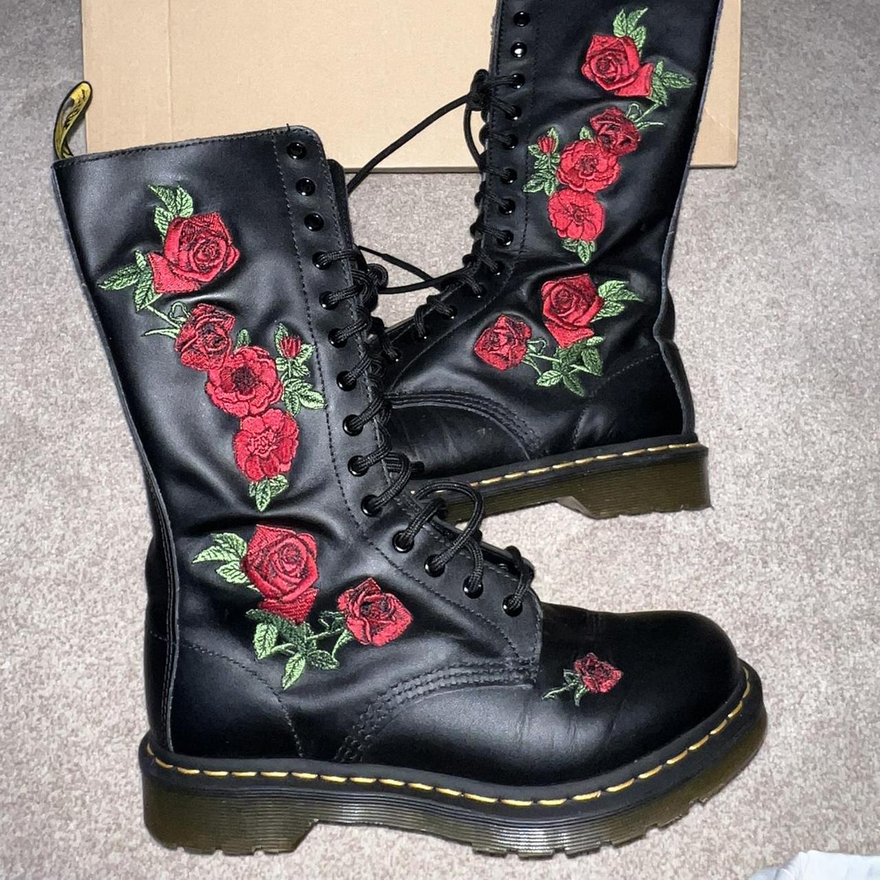 AUTHENTIC DR. MARTENS VONDA EMBROIDERED ROSE WOMENS... - Depop