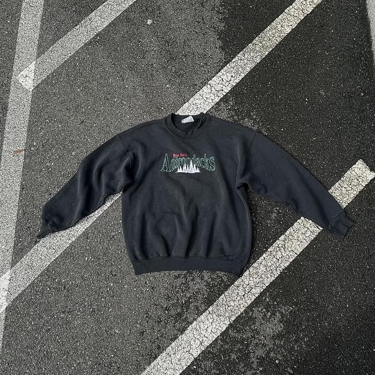 Vintage Lee Heavyweight sweat shirt. Tagged size... - Depop