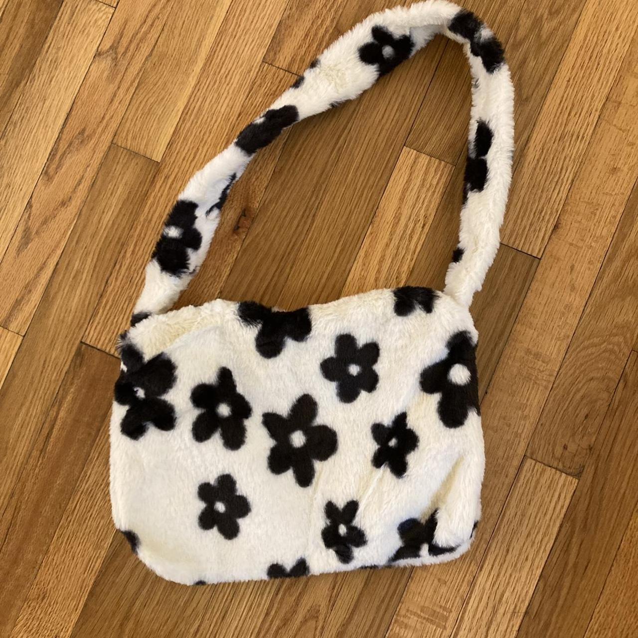 Y2K fluffy mini tote ♥️ purchased last year/never... - Depop