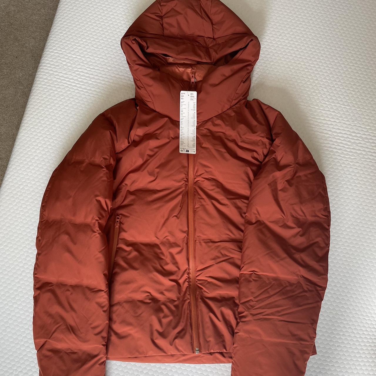 £149.90 UNIQLO 3d SEAMLESS DOWN PUFFER COAT brand... - Depop