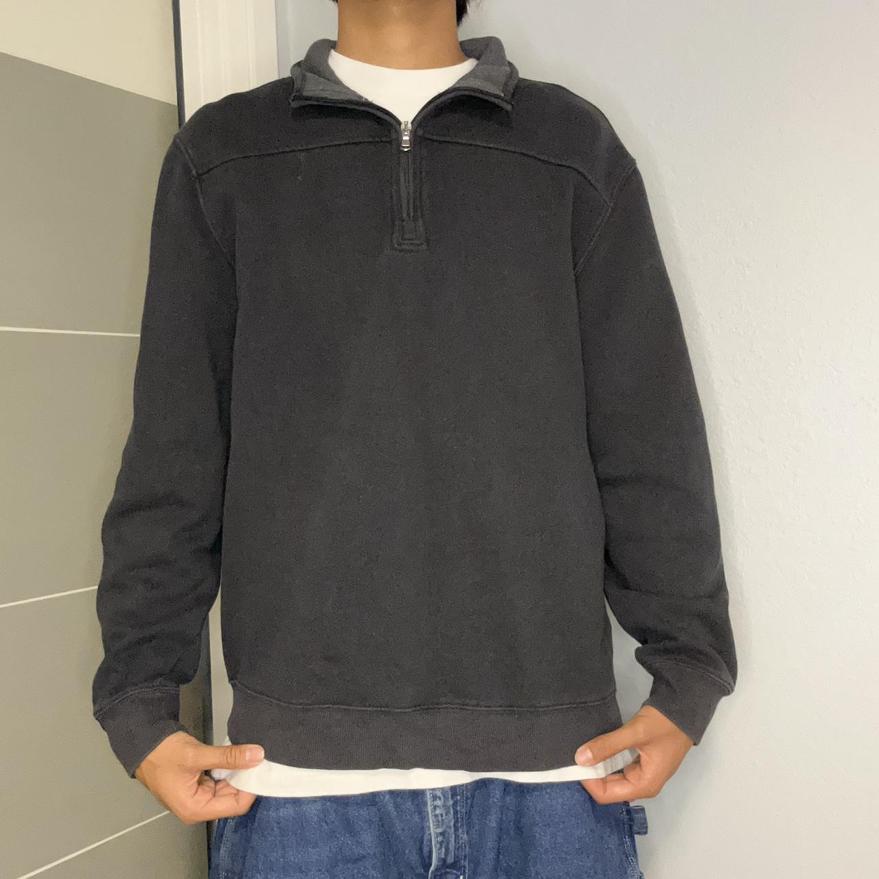 arrow sweater fleece jacket -6’1 140 lbs -bit... - Depop