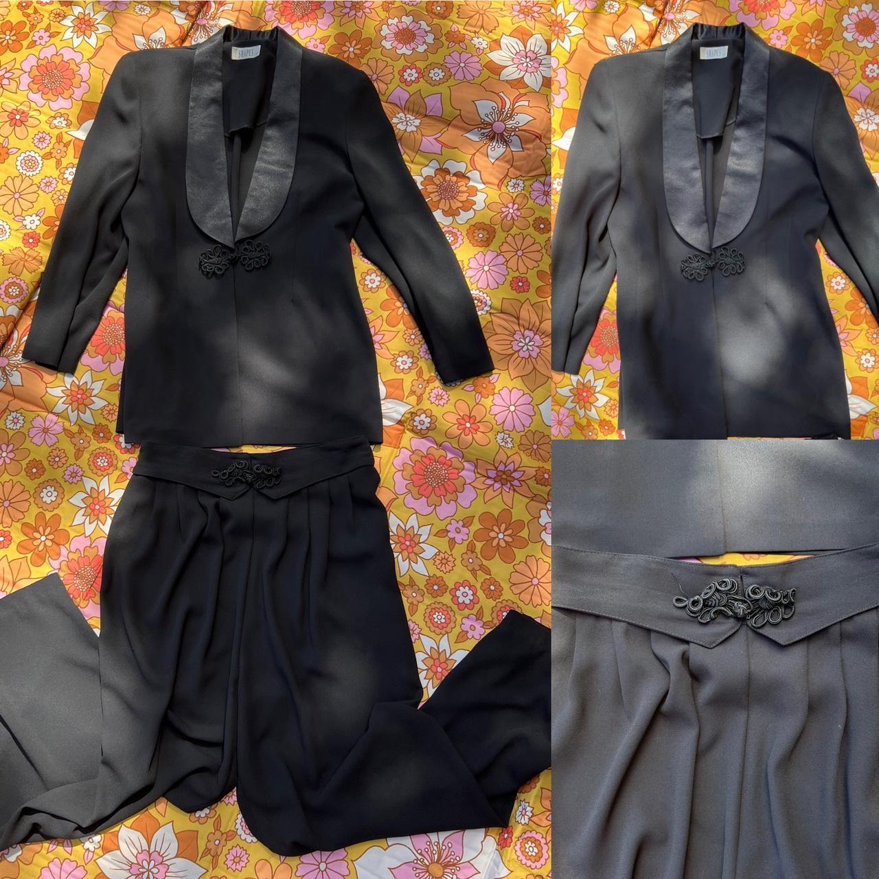 90’s power suit 💪 the pics don’t do this set... - Depop