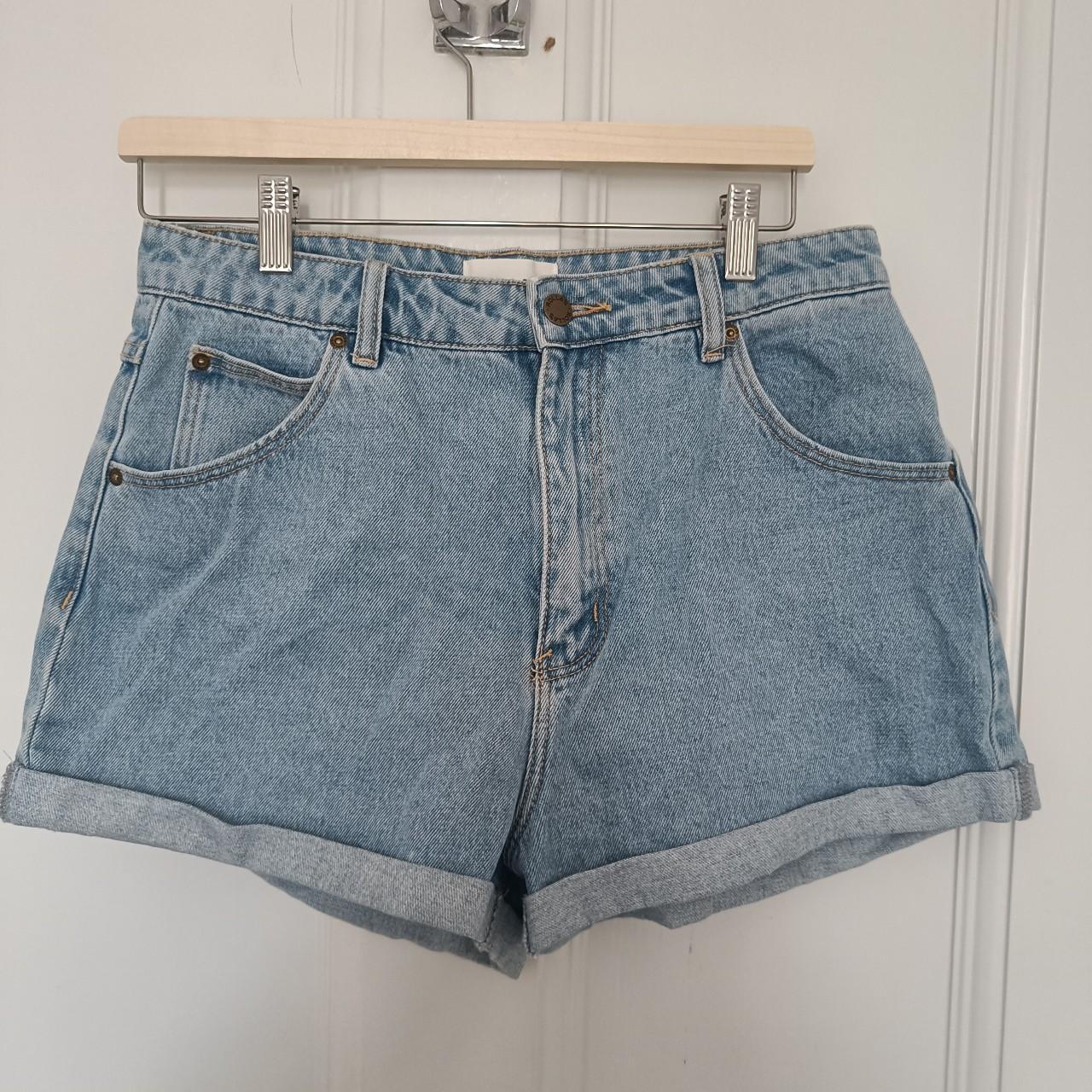 Rolla's Women's Blue Shorts | Depop