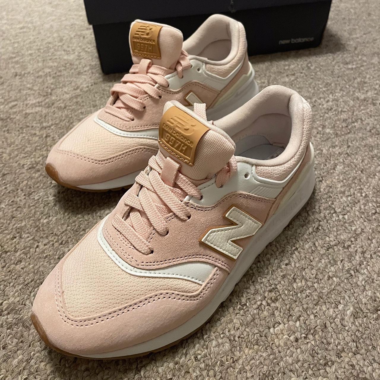 New Balance Women's Pink and White Trainers | Depop