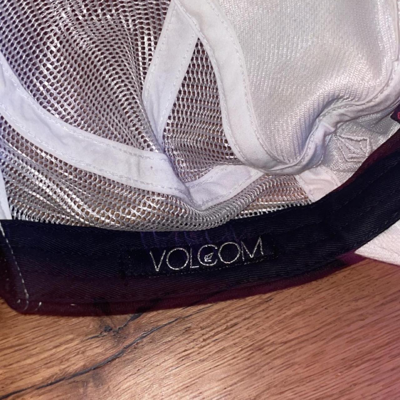 super sick volcom niki kelce y2k hat size M worn... - Depop