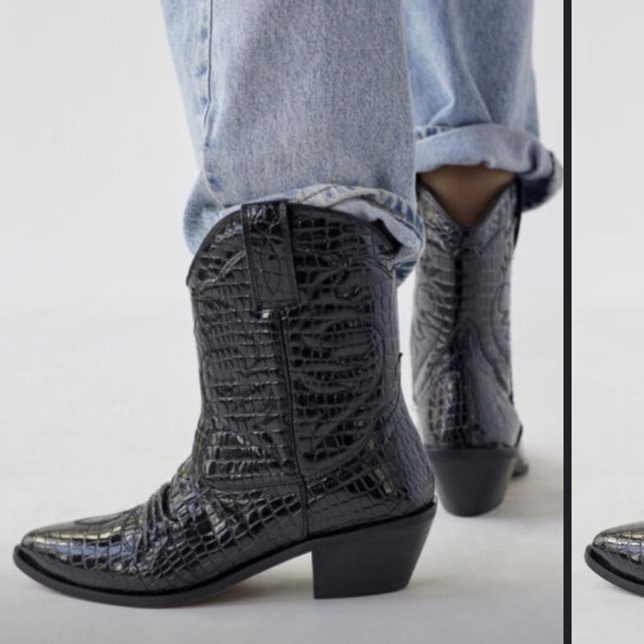 UO Lynn Croc Cowboy boot 🐊 👢 ️ Super cute, never... - Depop