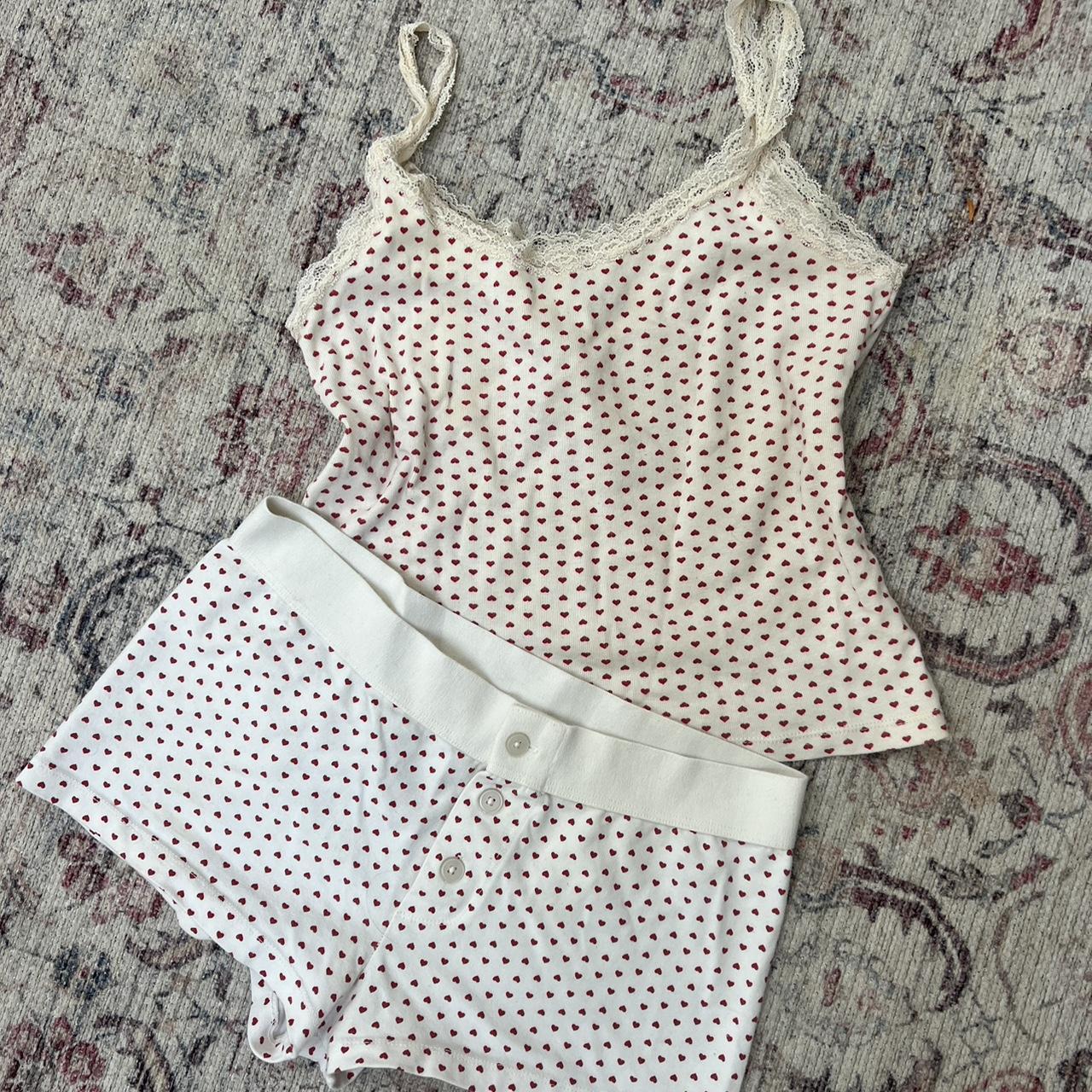 Brandy Melville heart pajama set - Depop