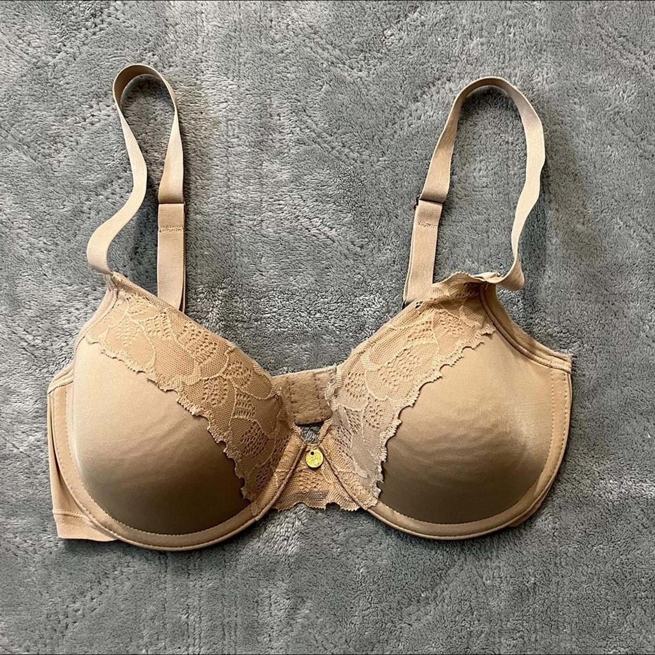 Natori Lace Bra 32B Super soft, lightly lace lined... - Depop