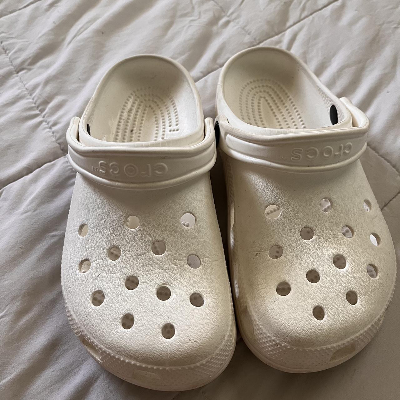 Crocs Women's White Clogs | Depop