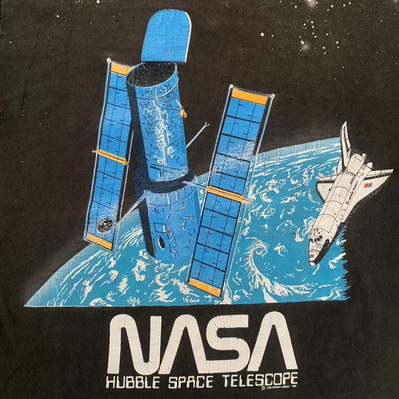 Vintage 90’s NASA Hubble Space Telescope tee brought... - Depop