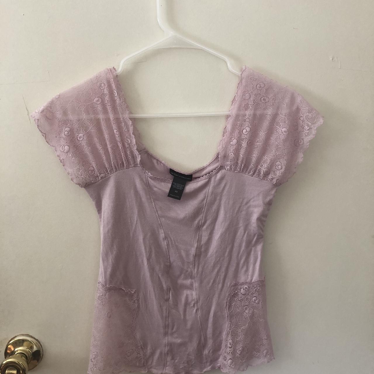Moda International XS Lavender Lace Top Fits XS and... - Depop