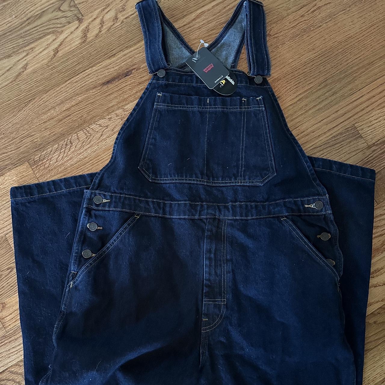 NWT Levi’s overalls Men’s size small See pictures... - Depop