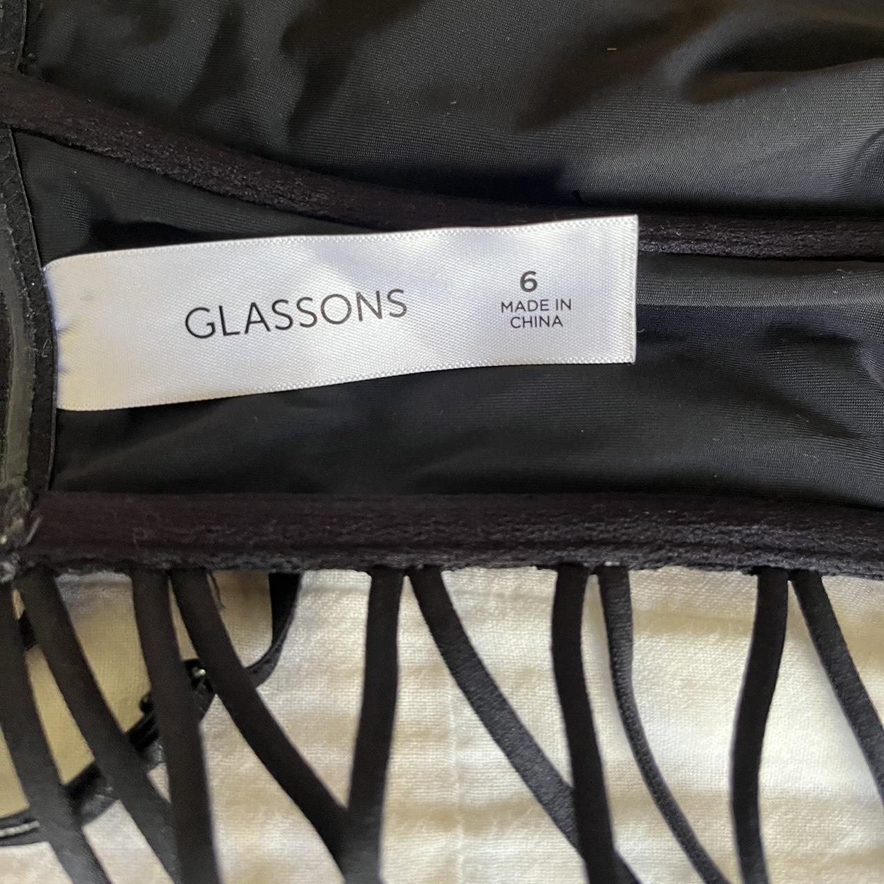 GLASSONS size - 6 will fit 4 - Depop