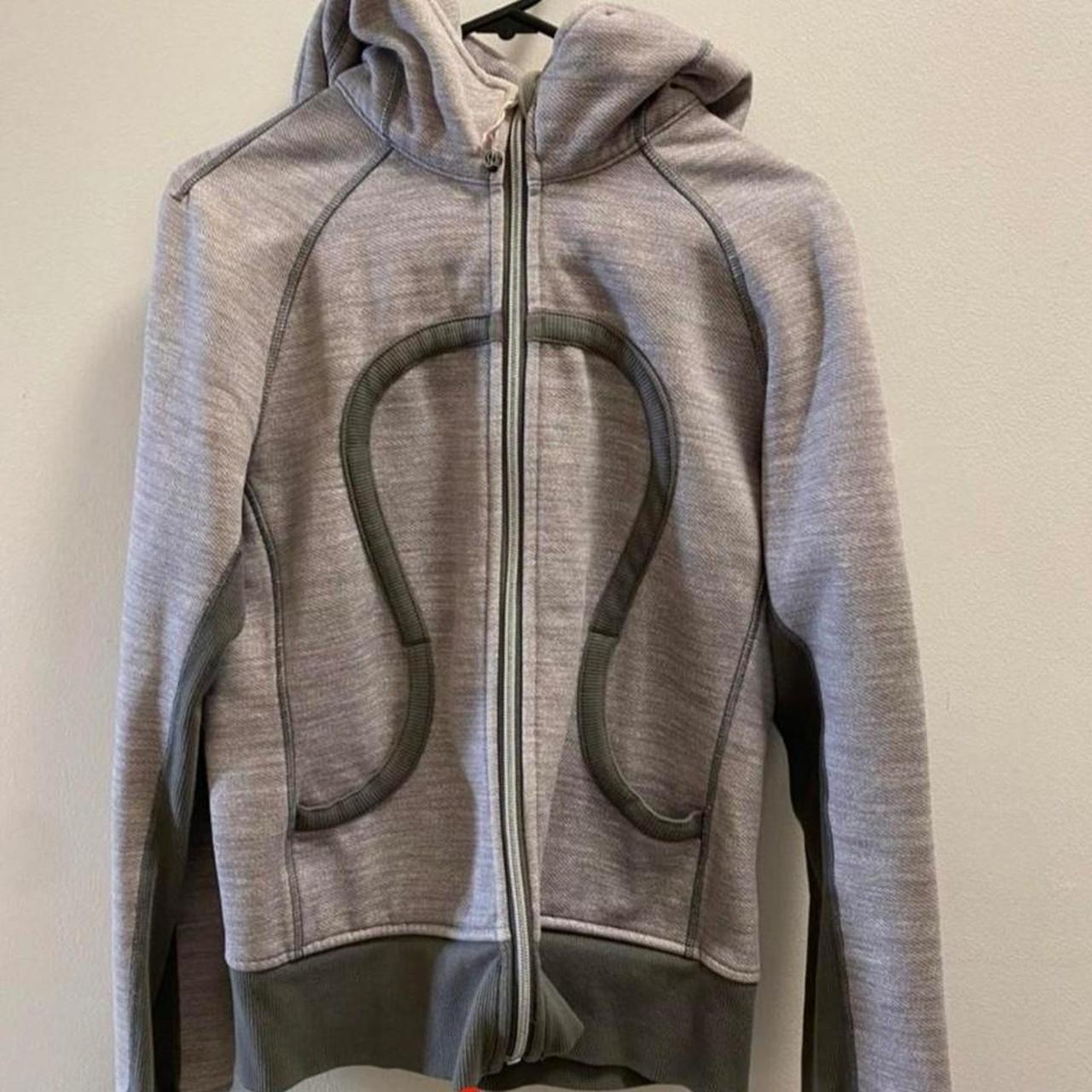 Lululemon grey jumper Au size 10 US size 6 - Depop