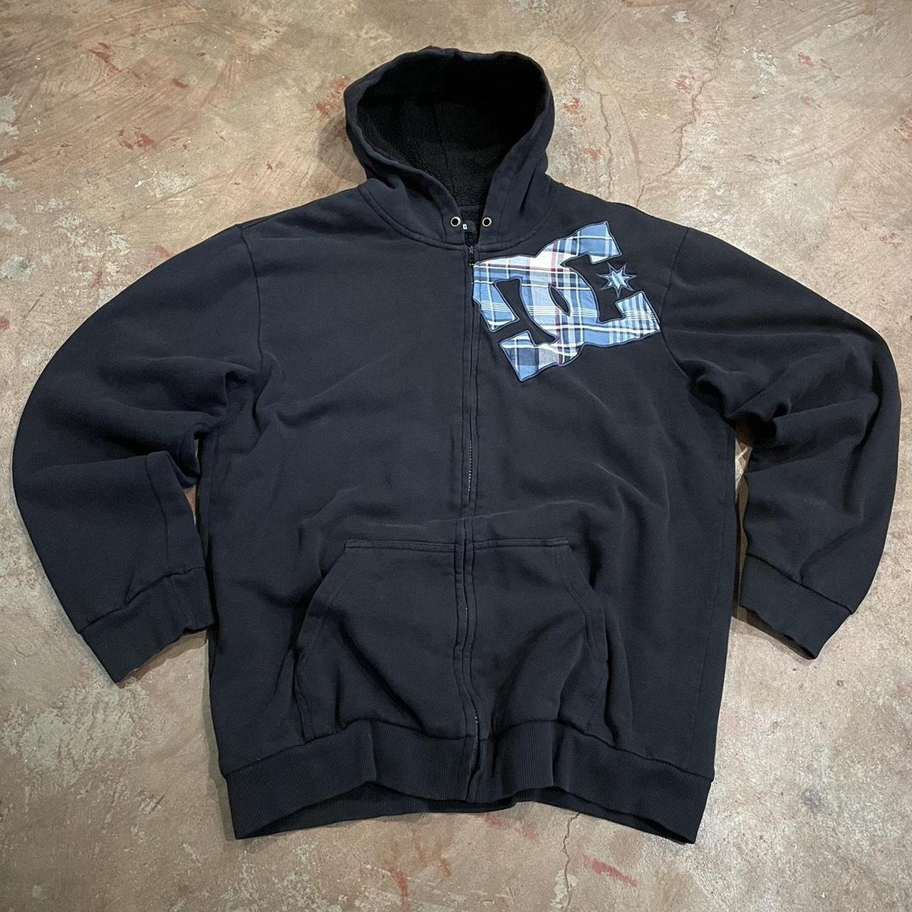 y2k DC plaid logo zip up hoodie no size tag, fits... - Depop