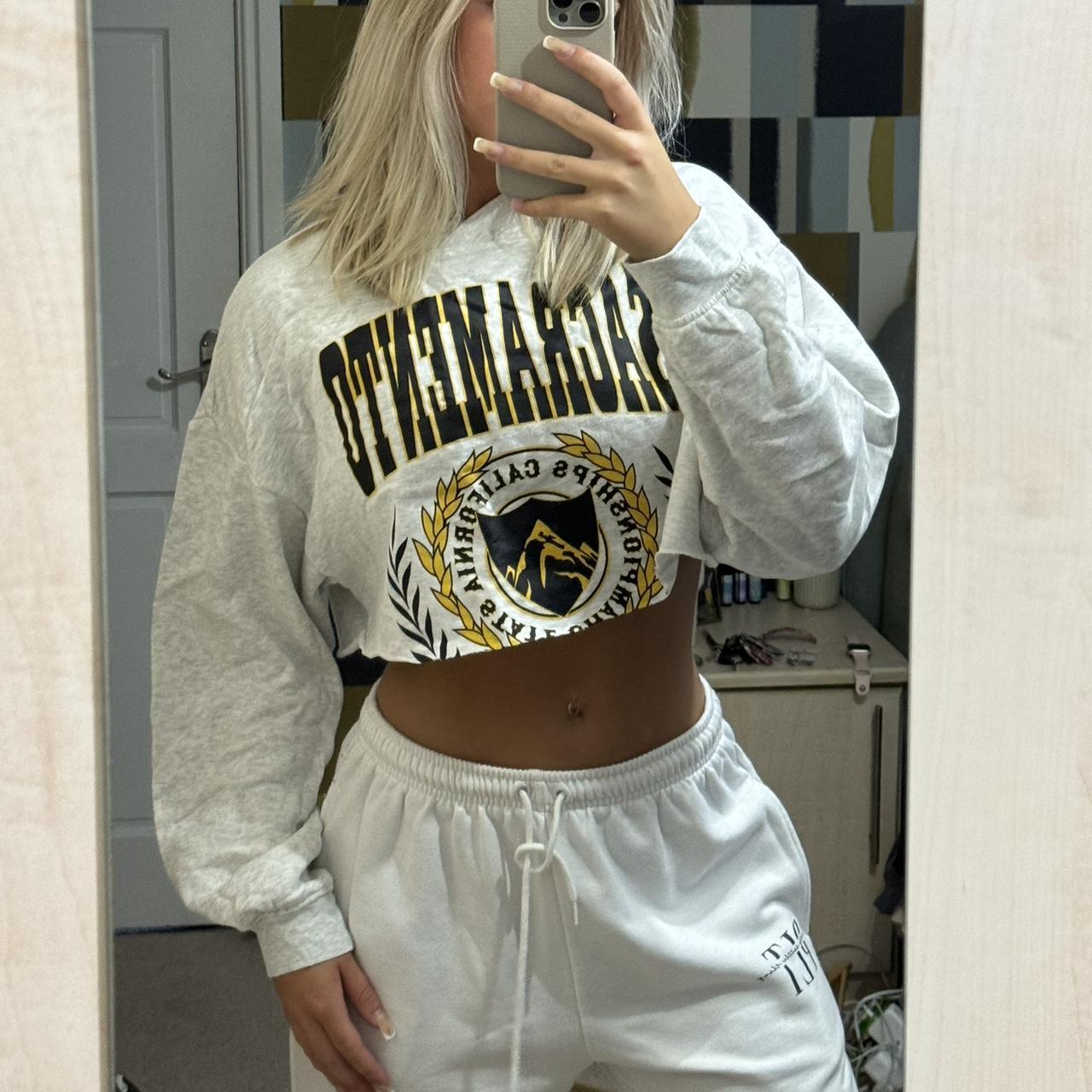 Grey cropped graphic jumper Worn couple times In... - Depop