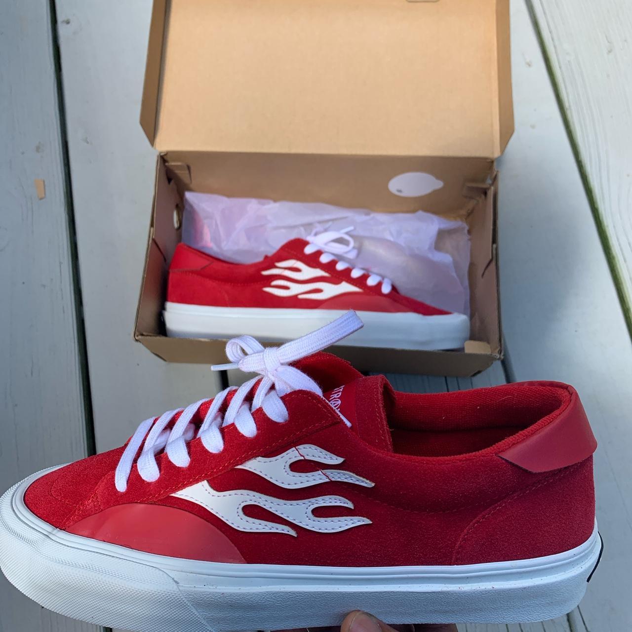 Straye Logan Redflame Brand new only tried... - Depop