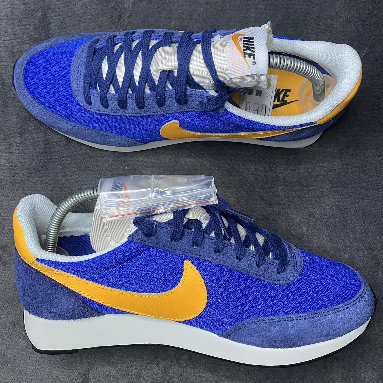 Nike Men's Blue and Yellow Trainers | Depop
