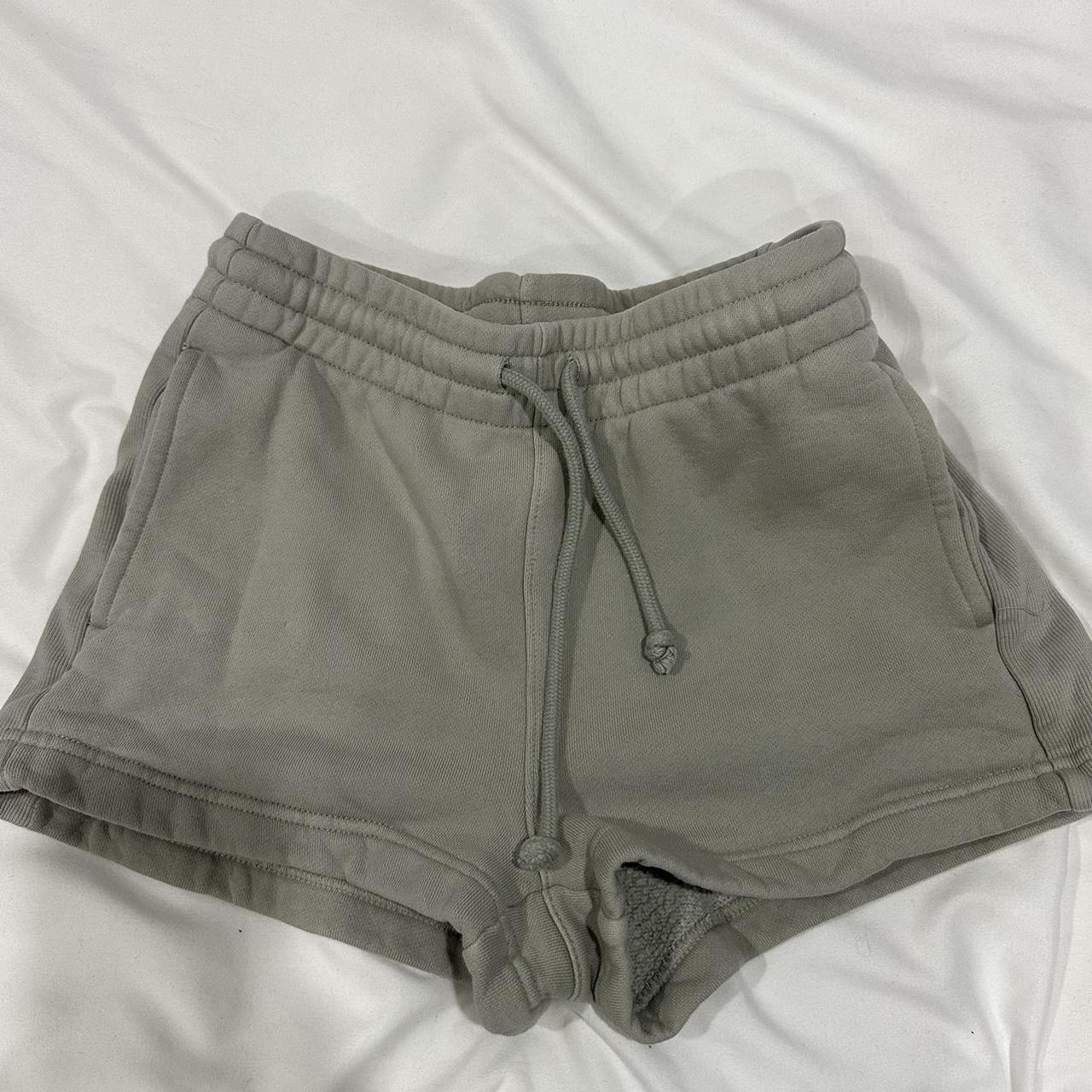 Aritzia TNA sweat shorts - Depop
