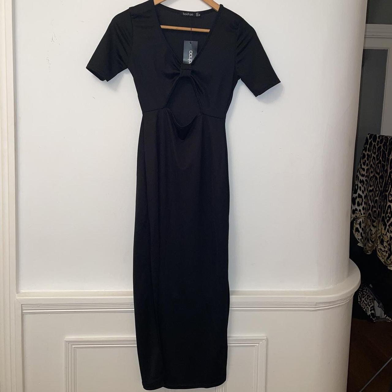 Black cut out cap sleeve midi dress Boohoo Thigh... - Depop