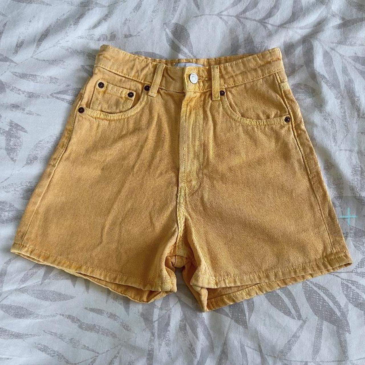Cute yellow denim high waisted mum shorts from Zara... - Depop