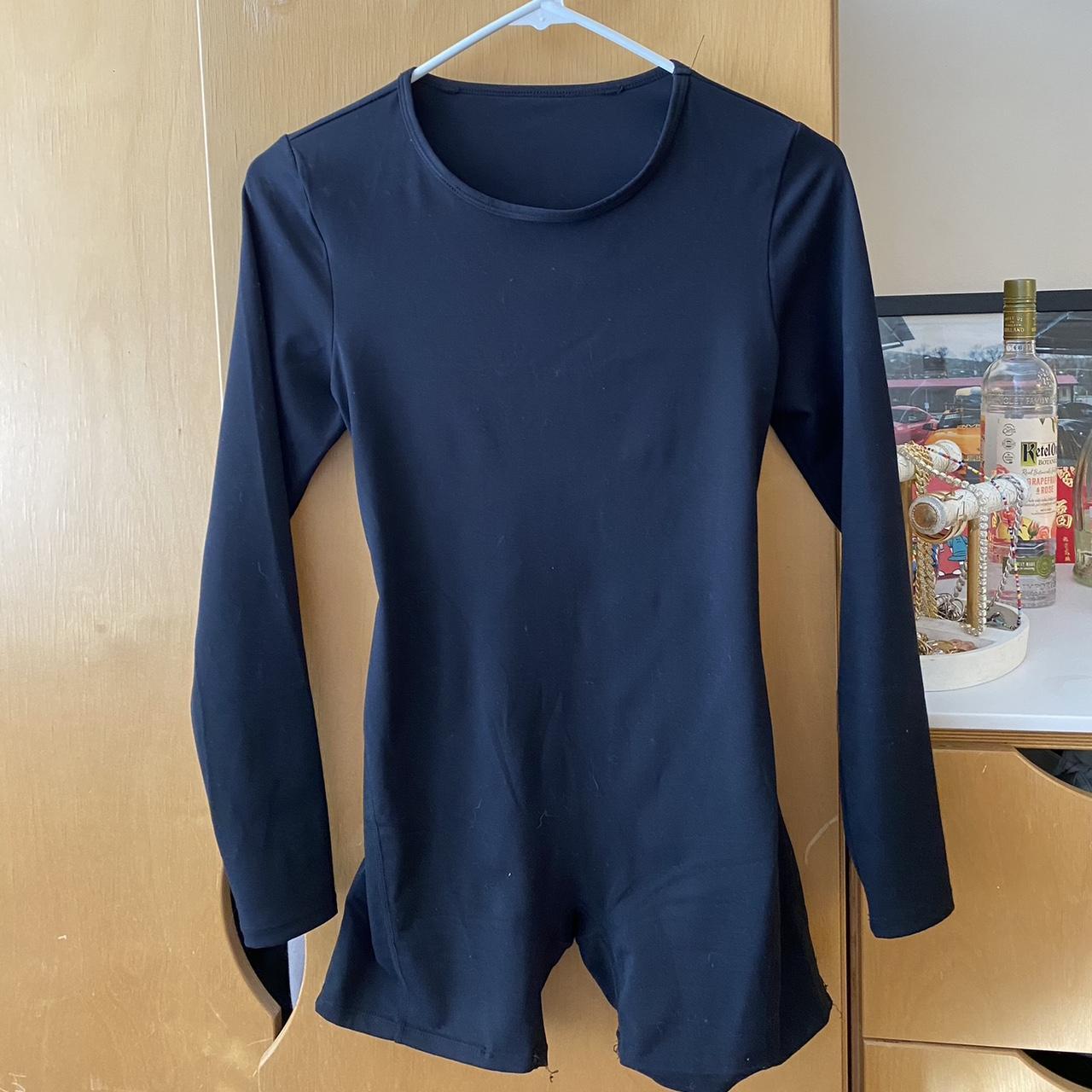 VCurvi Bodysuit Pros: Super stretchy and... - Depop