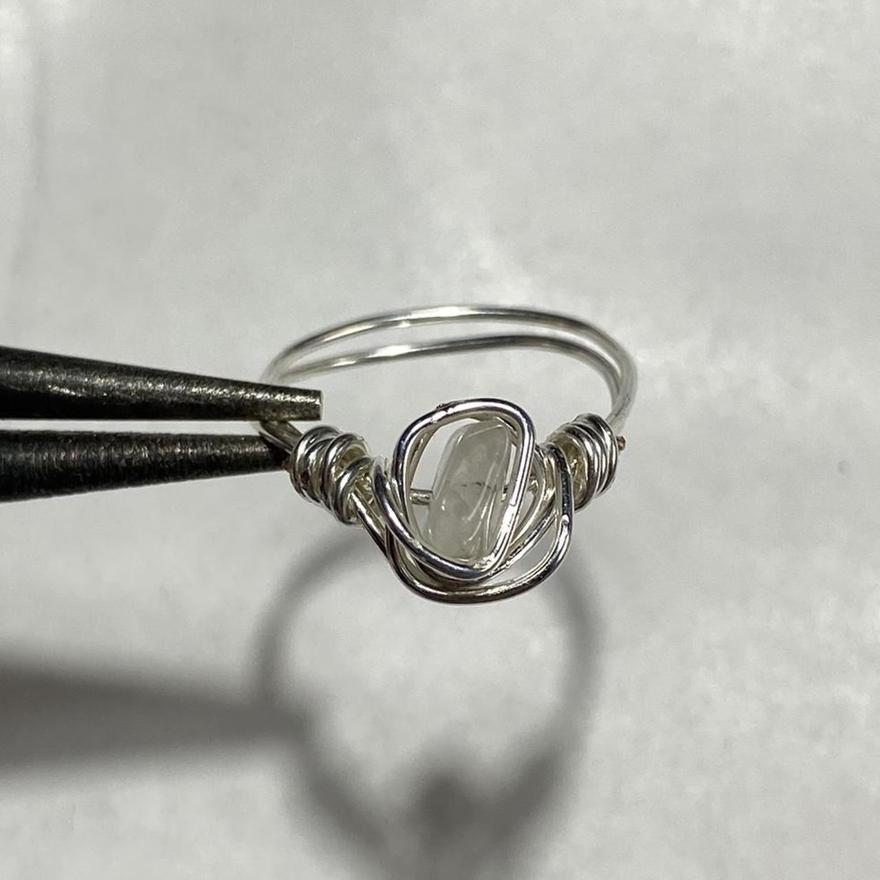 grey agate chunky wire wrapped ring -size I... - Depop