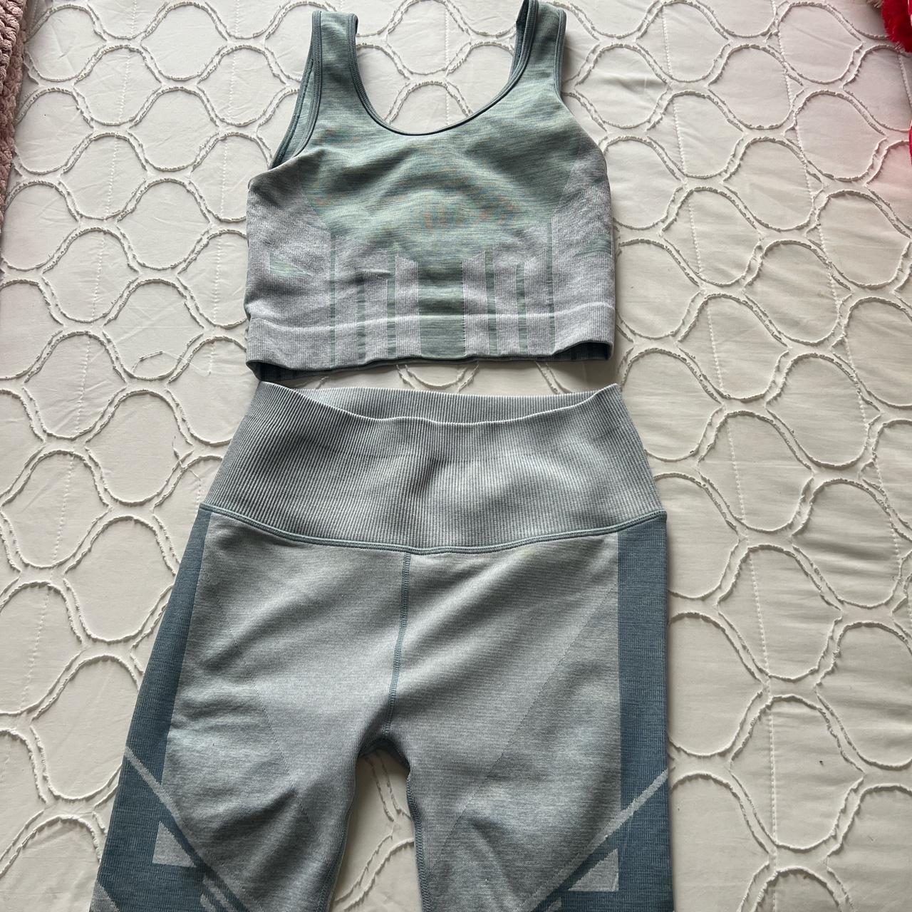 Alo Workout Set - Depop