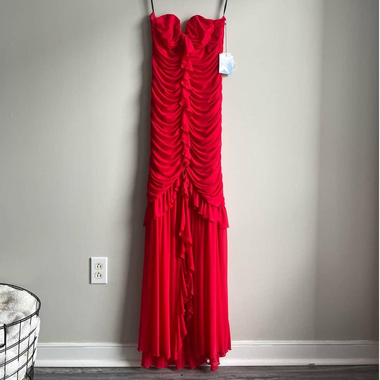 Size: XL. Based off the Revolve size chart this say... - Depop