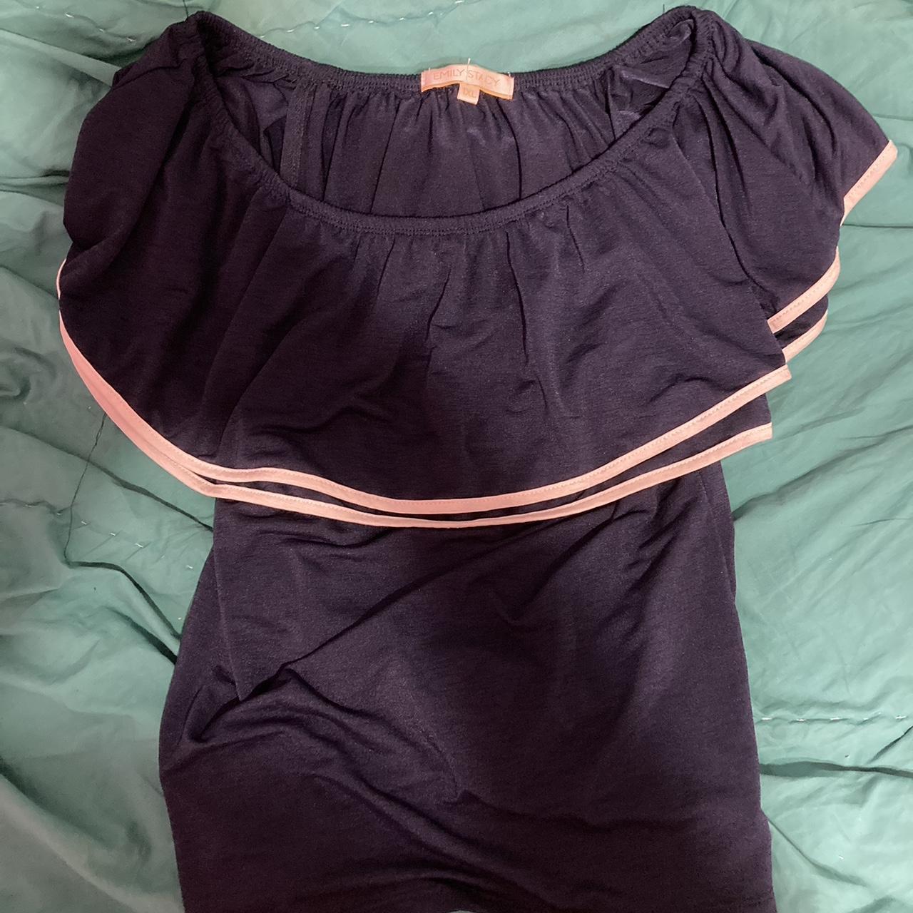 Emily Stacy brand off the shoulder shirt 🤍 1XL - Depop