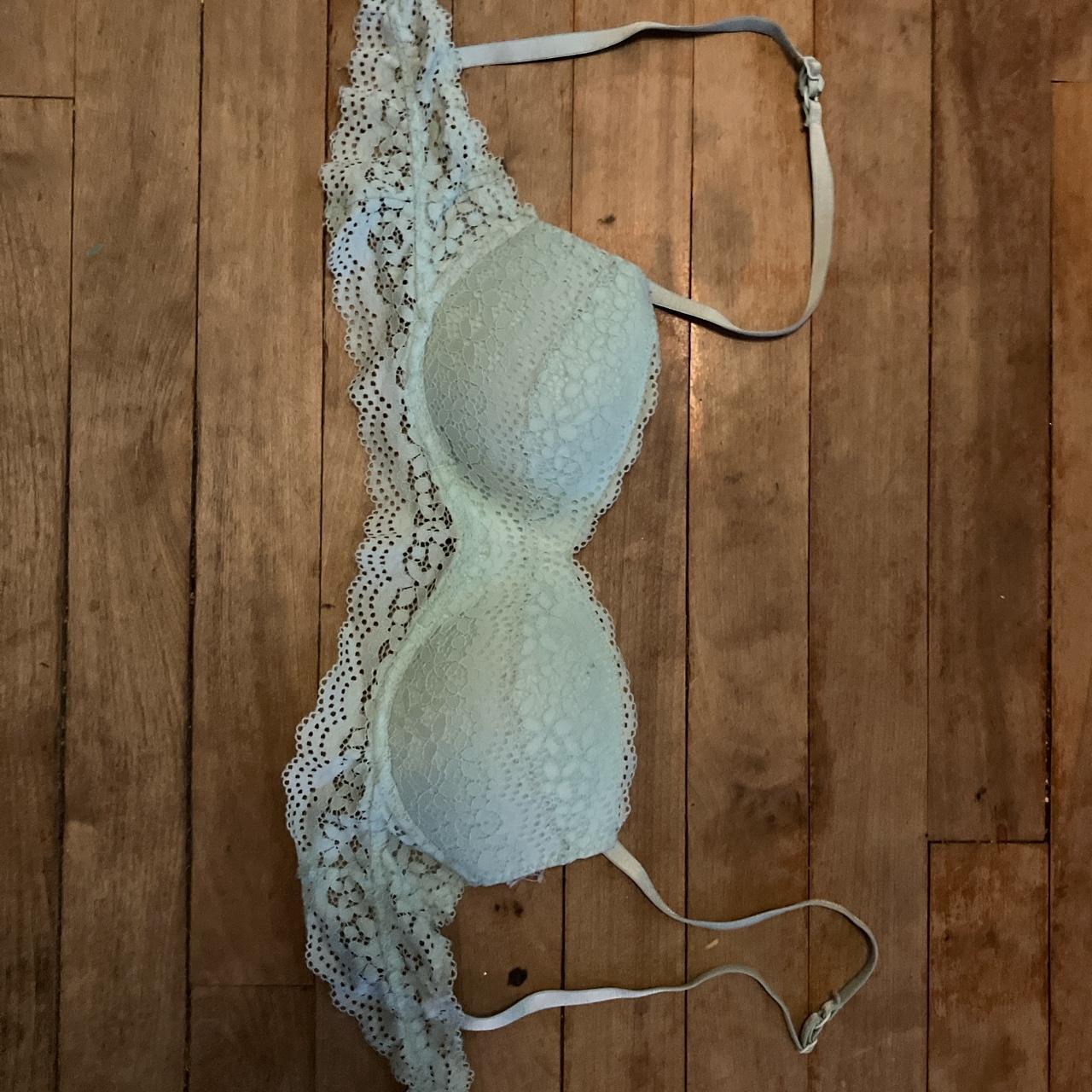 Teal push-up bra Size: 32B - Depop