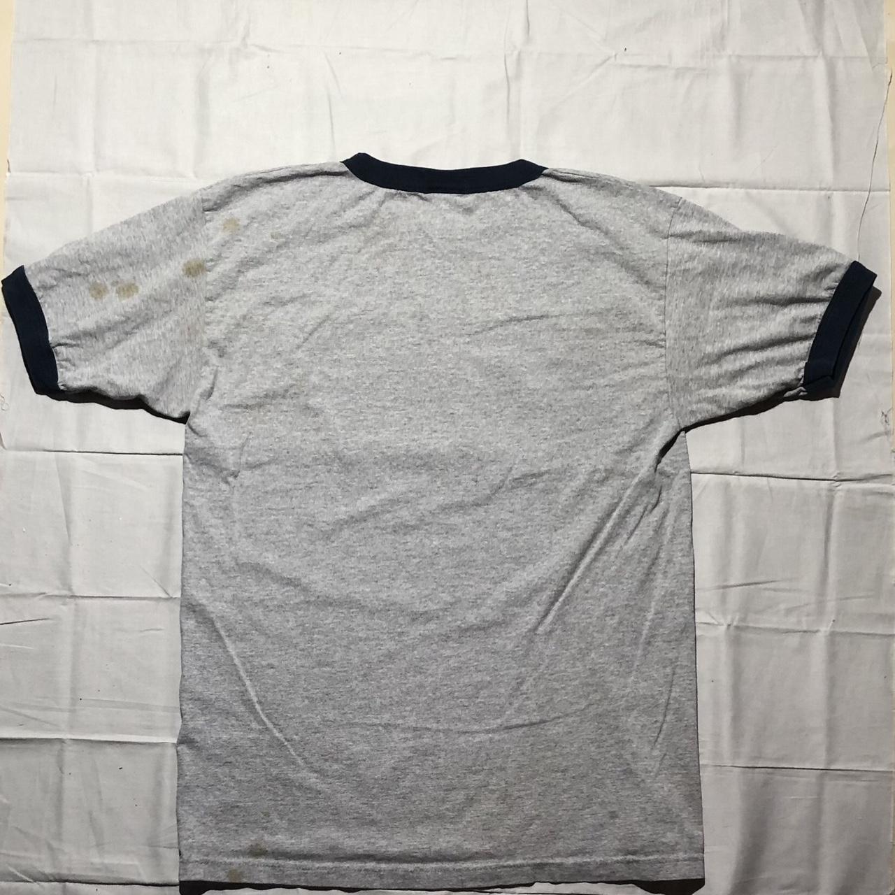 Men's Grey and Blue T-shirt | Depop