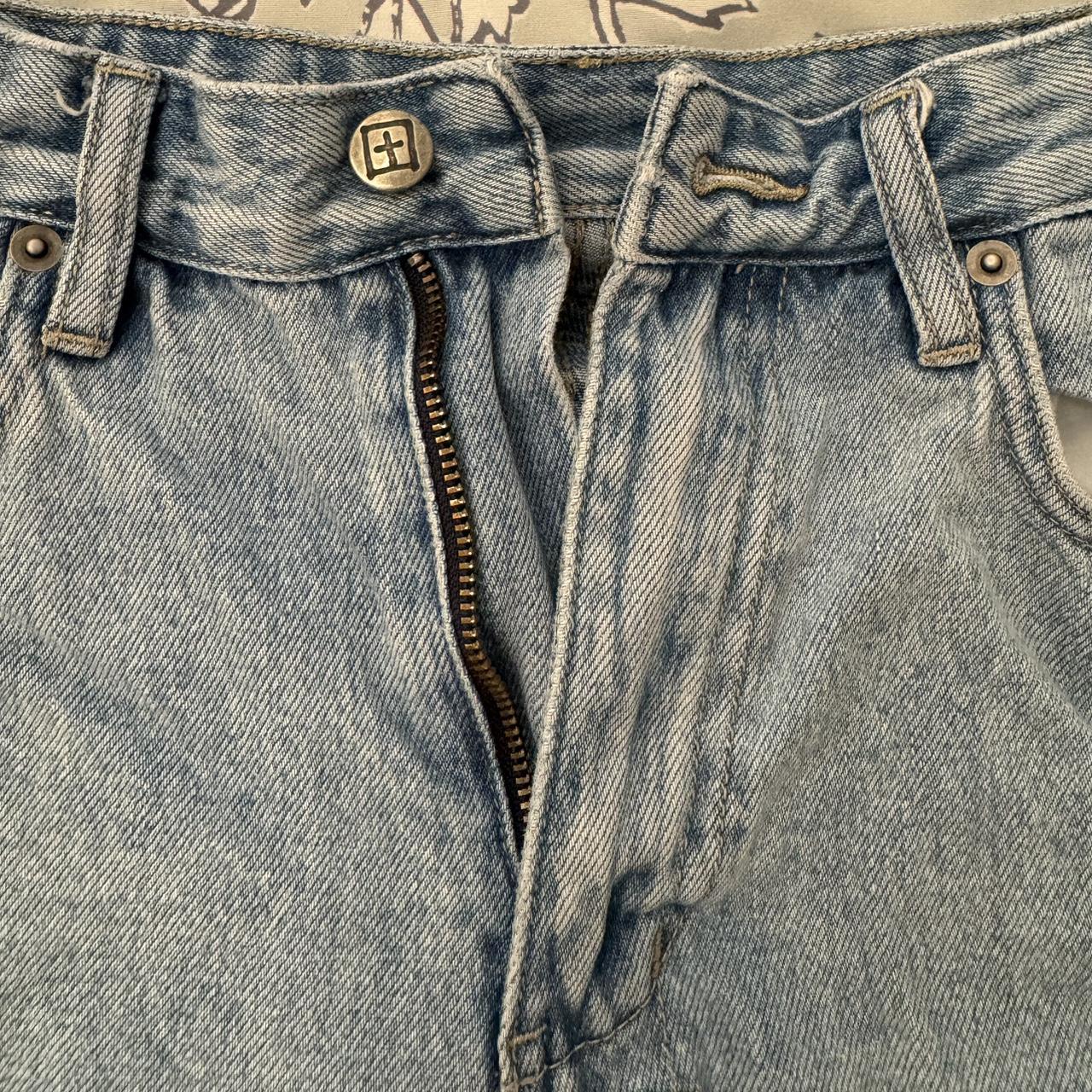 WOMEN size 26 Ksubi Jean’s w/rips! (LIGHTLY... - Depop