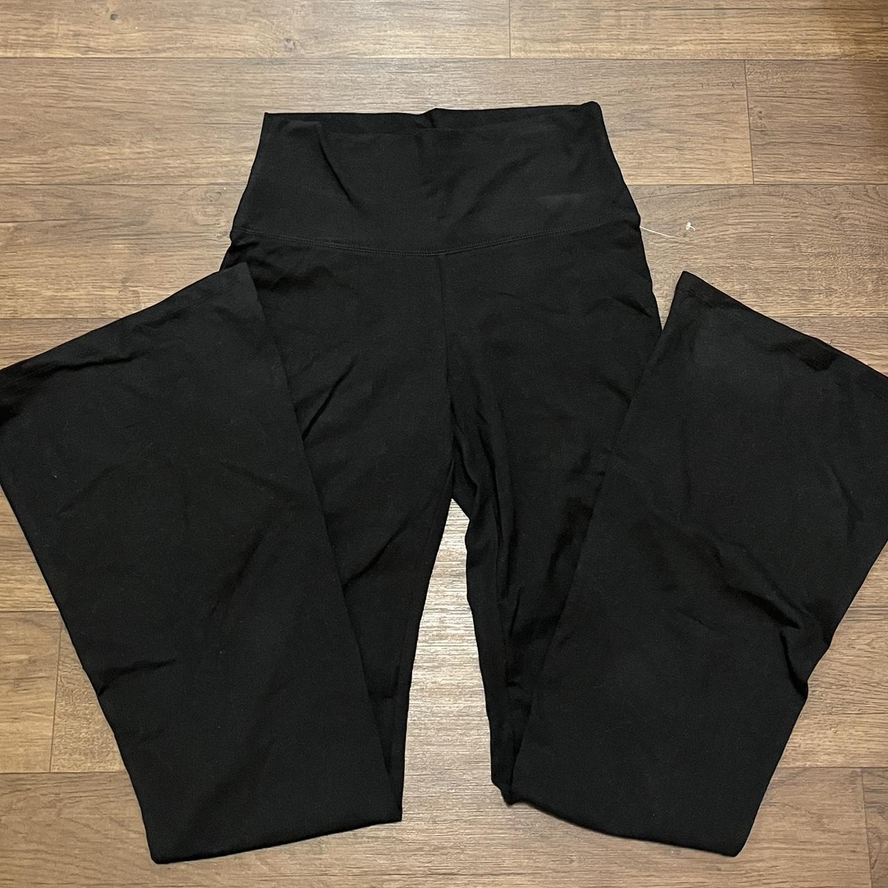 Wild fable stretchy high waisted yoga pants! Size... - Depop