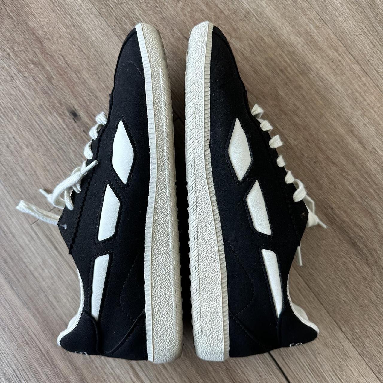 SAYE Modelo 70 Vegan Black SAYE Modelo 70 Vegan... - Depop