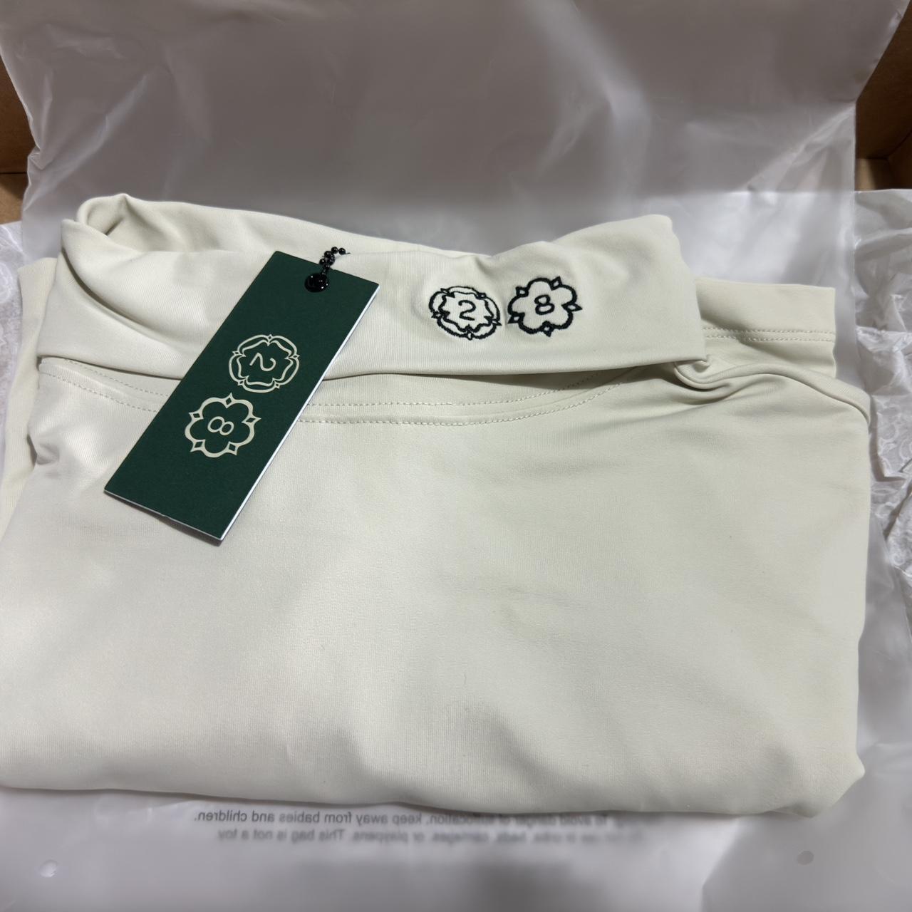 Louis Tomlinson 28 official programme cream... - Depop