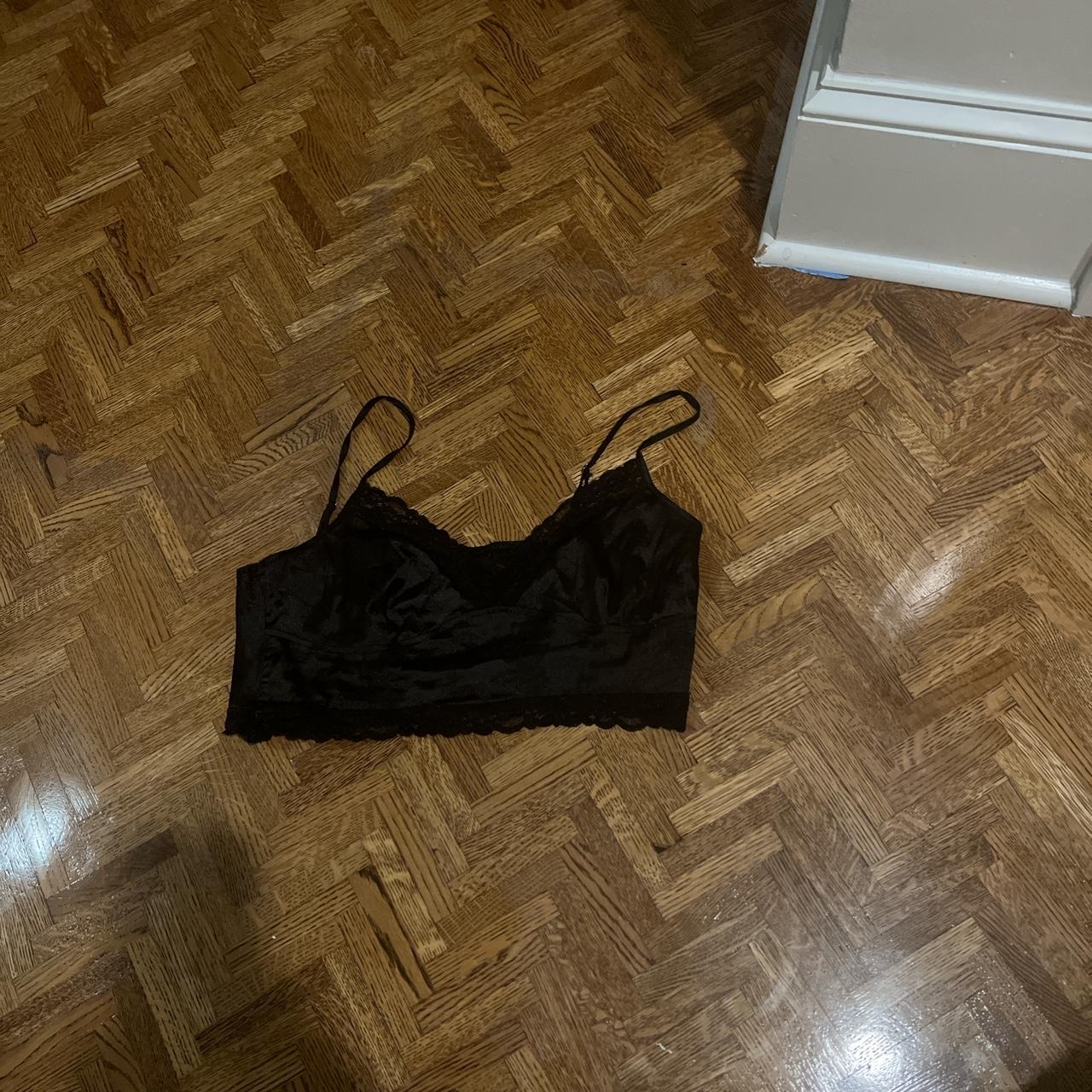 Fashion Nova lace cami crop Size XL #grunge #goth #emo - Depop